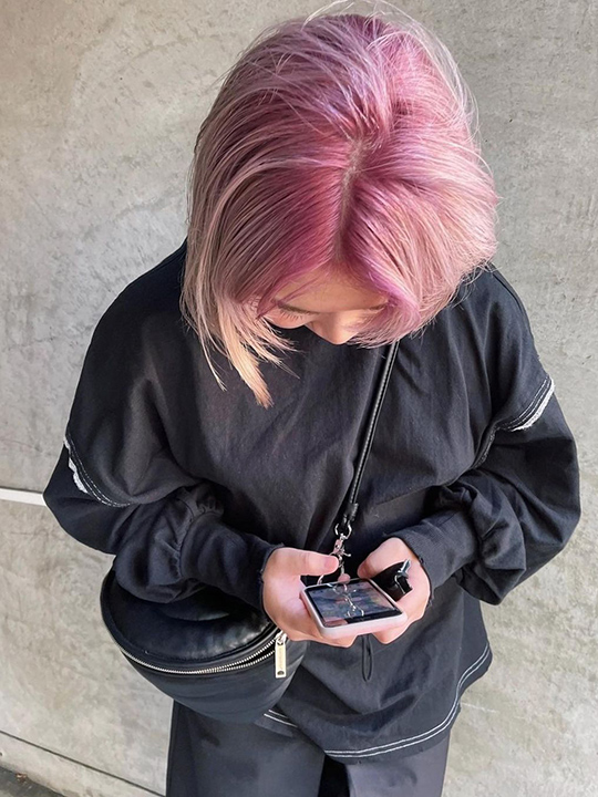pink roots color｜ヘアカタログ｜アリミノヘアカタログ｜IROTRIP（イロトリップ）