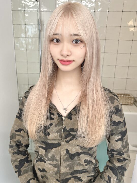 blond beige｜ヘアカタログ｜アリミノヘアカタログ｜IROTRIP（イロトリップ）